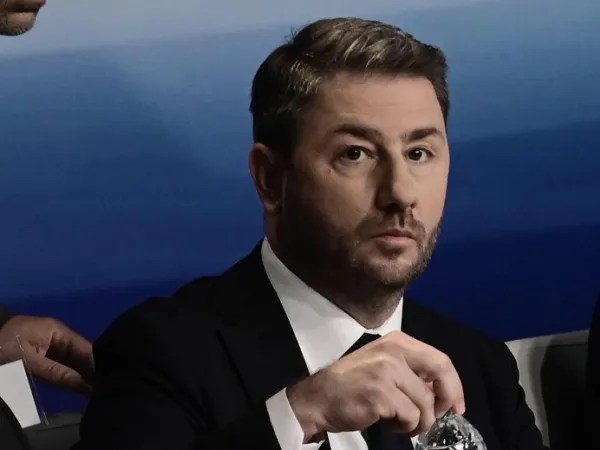 Με ένα βιντεο ”φωτια” ο Μάκης Τριανταφυλλοπουλος ”τελειώνει” πολιτικά ...